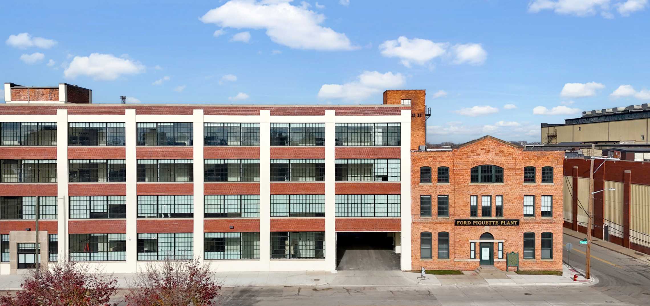 Piquette Flats opens in Milwaukee Junction | Urbanize Detroit